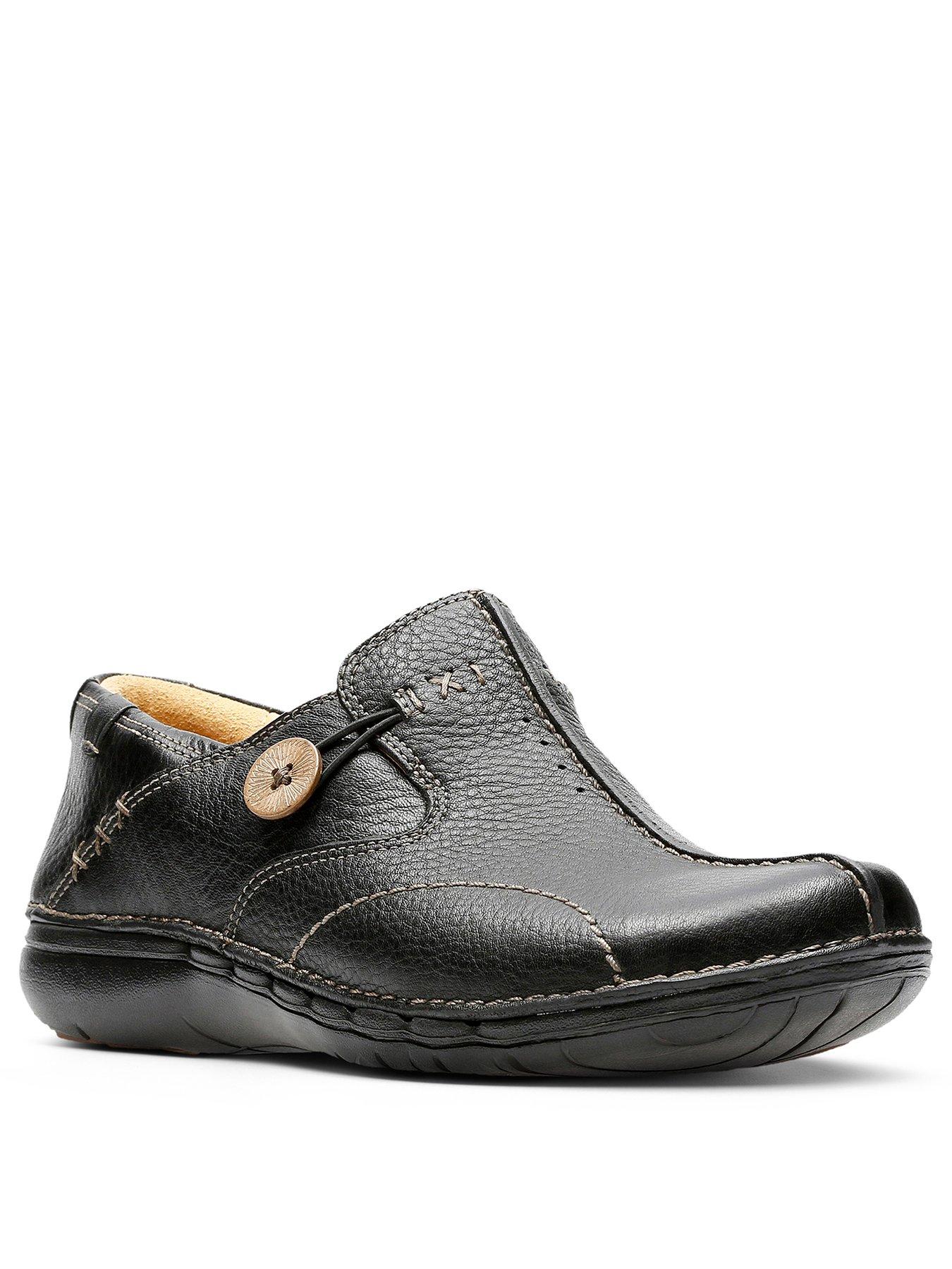 Clarks Un Loop Flat Leather Shoe - Black | Littlewoods