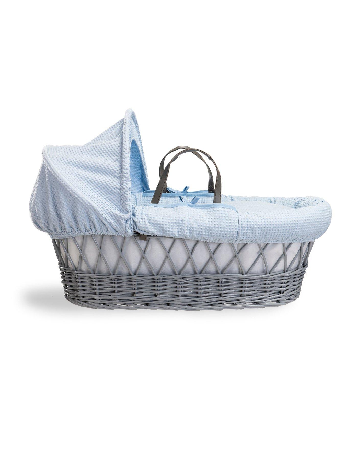 Clair De Lune Waffle Grey Wicker Moses Basket and Deluxe Rocking Stand ...
