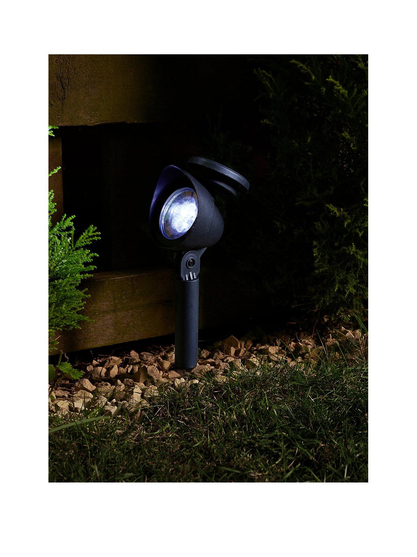 Solar spotlight garden store