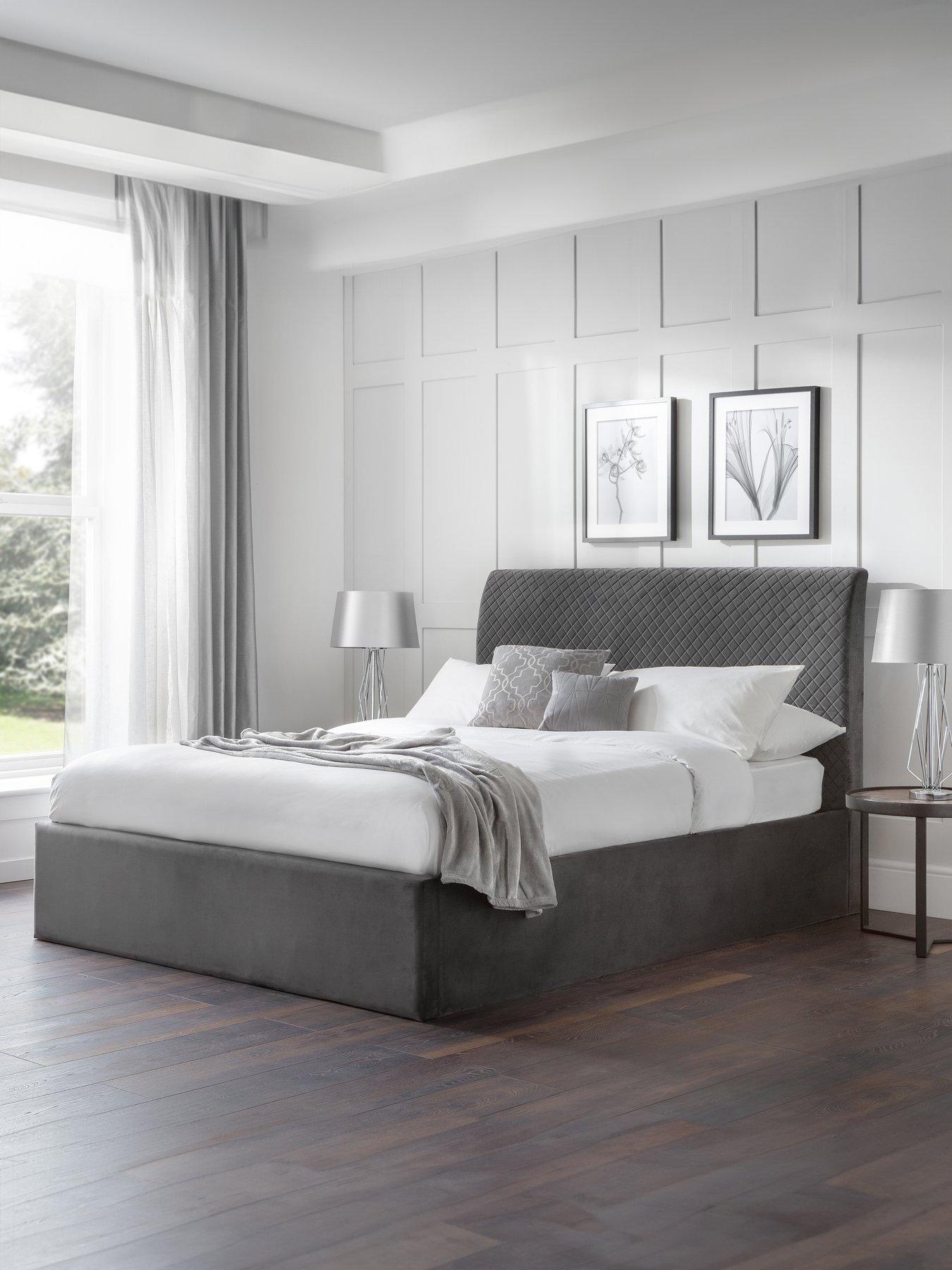 Julian Bowen Sanderson King Diamond Quilted Ottoman Bed | littlewoods.com