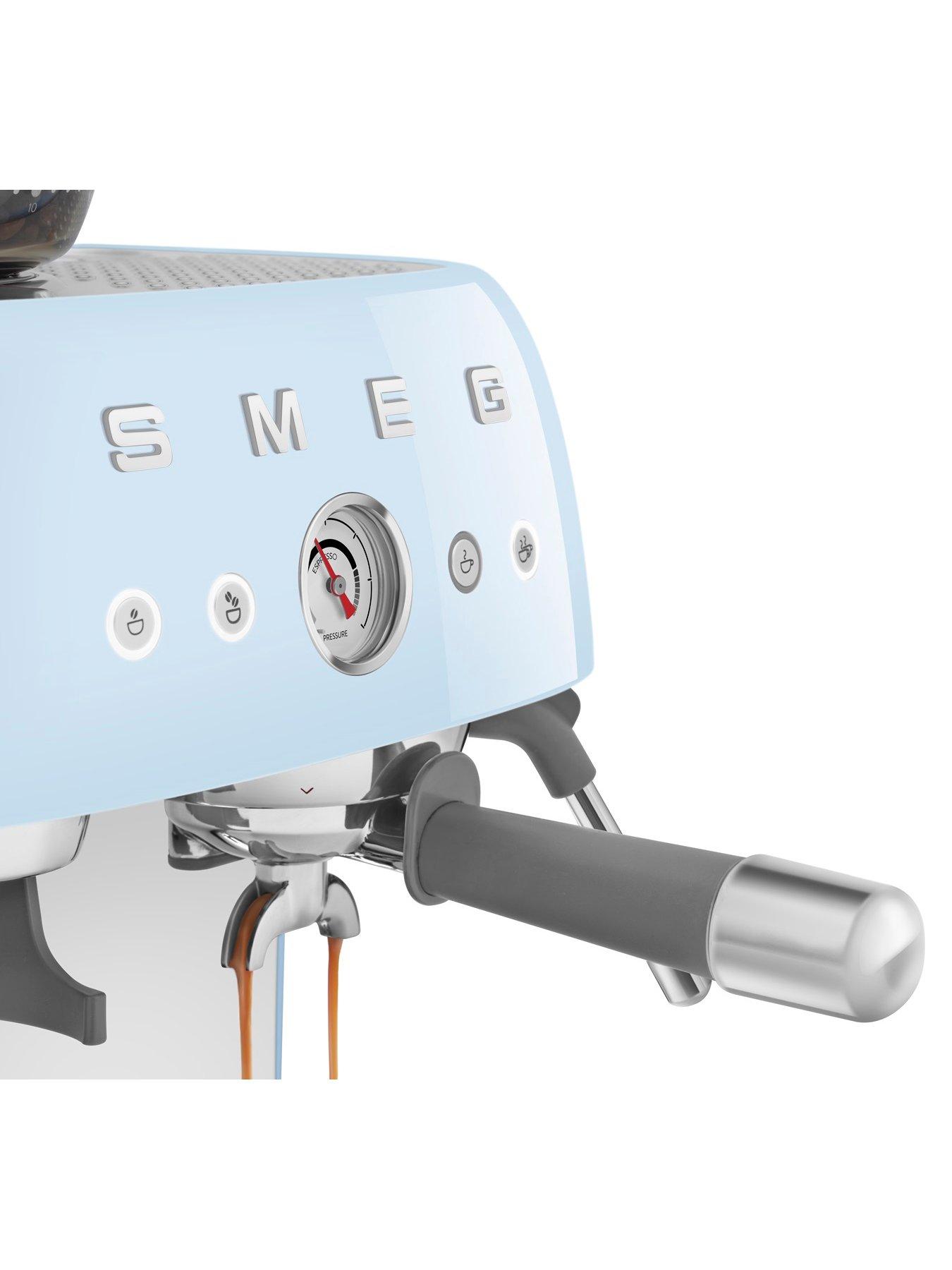 Smeg EGF03 Retro Style Espresso Coffee Machine with Grinder, 2.4L ...