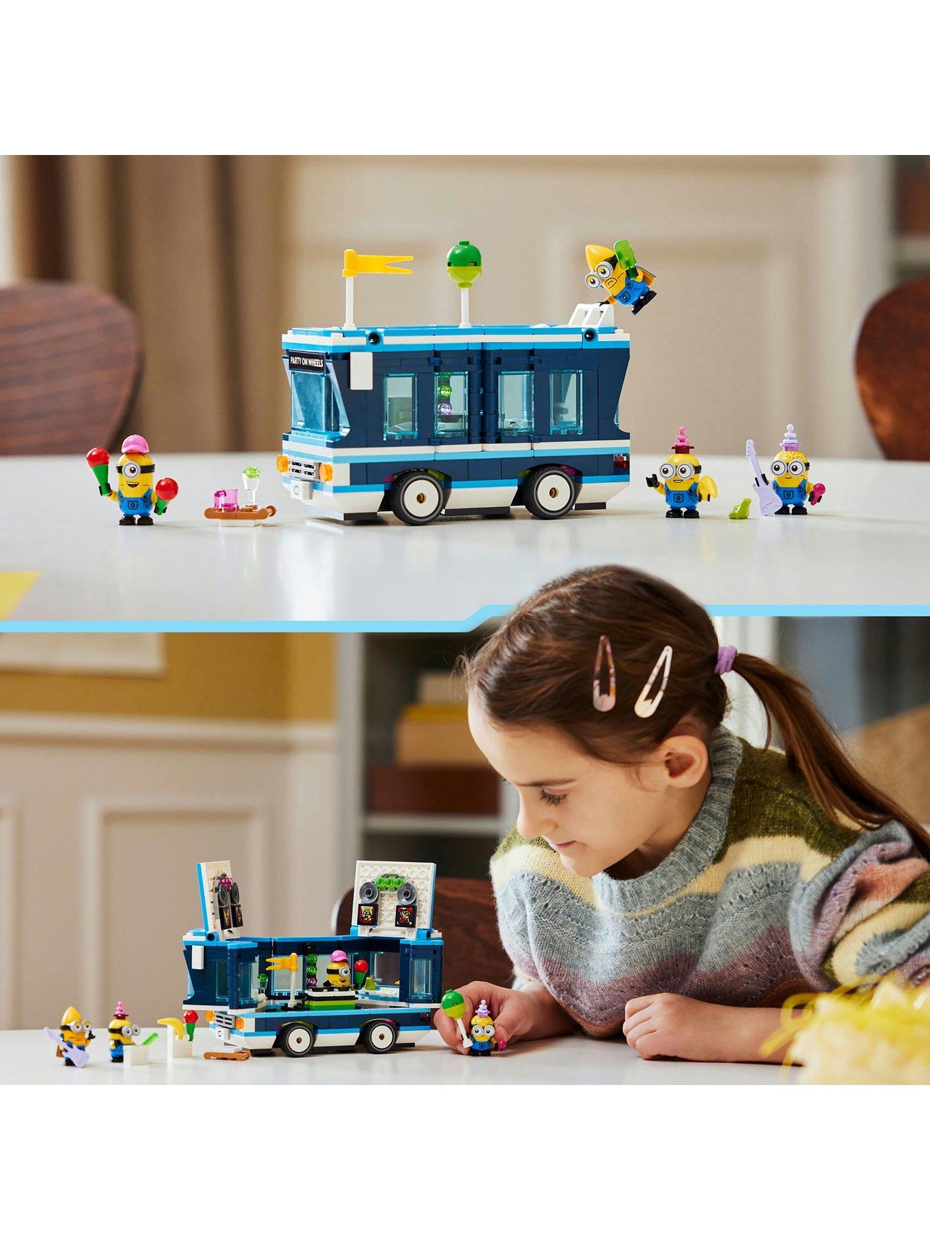 Despicable Me Minions’ Music Party Bus 75581 | Littlewoods