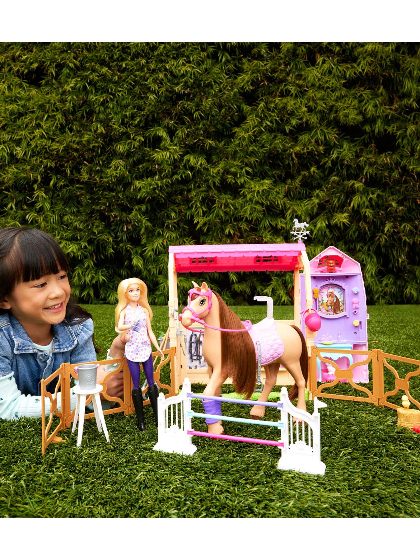 Barbie Mysteries: The Great Horse Chase Ultimate Stable Playset ...