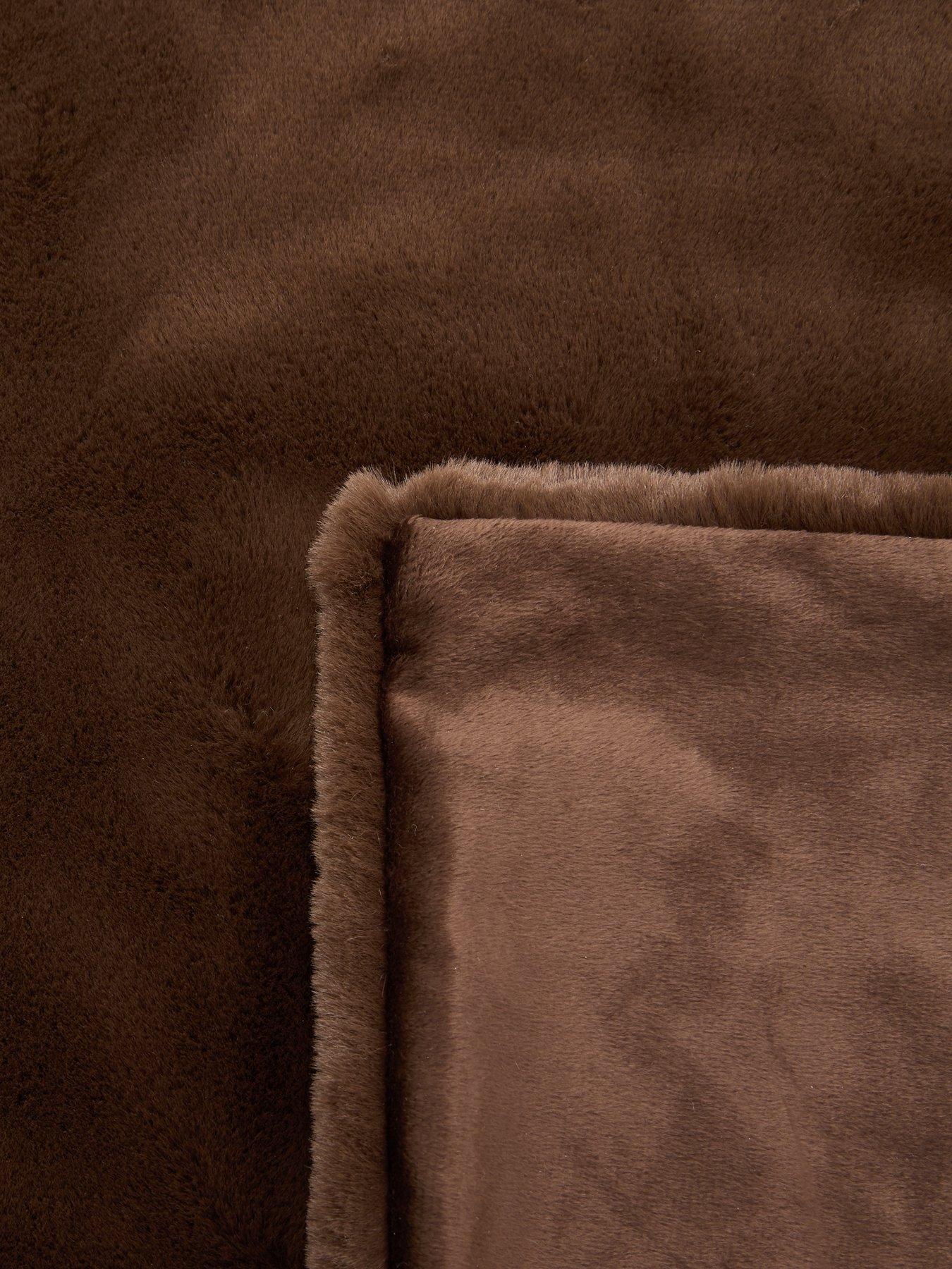 Michelle Keegan Home Faux Sable Throw 127x152 | Littlewoods