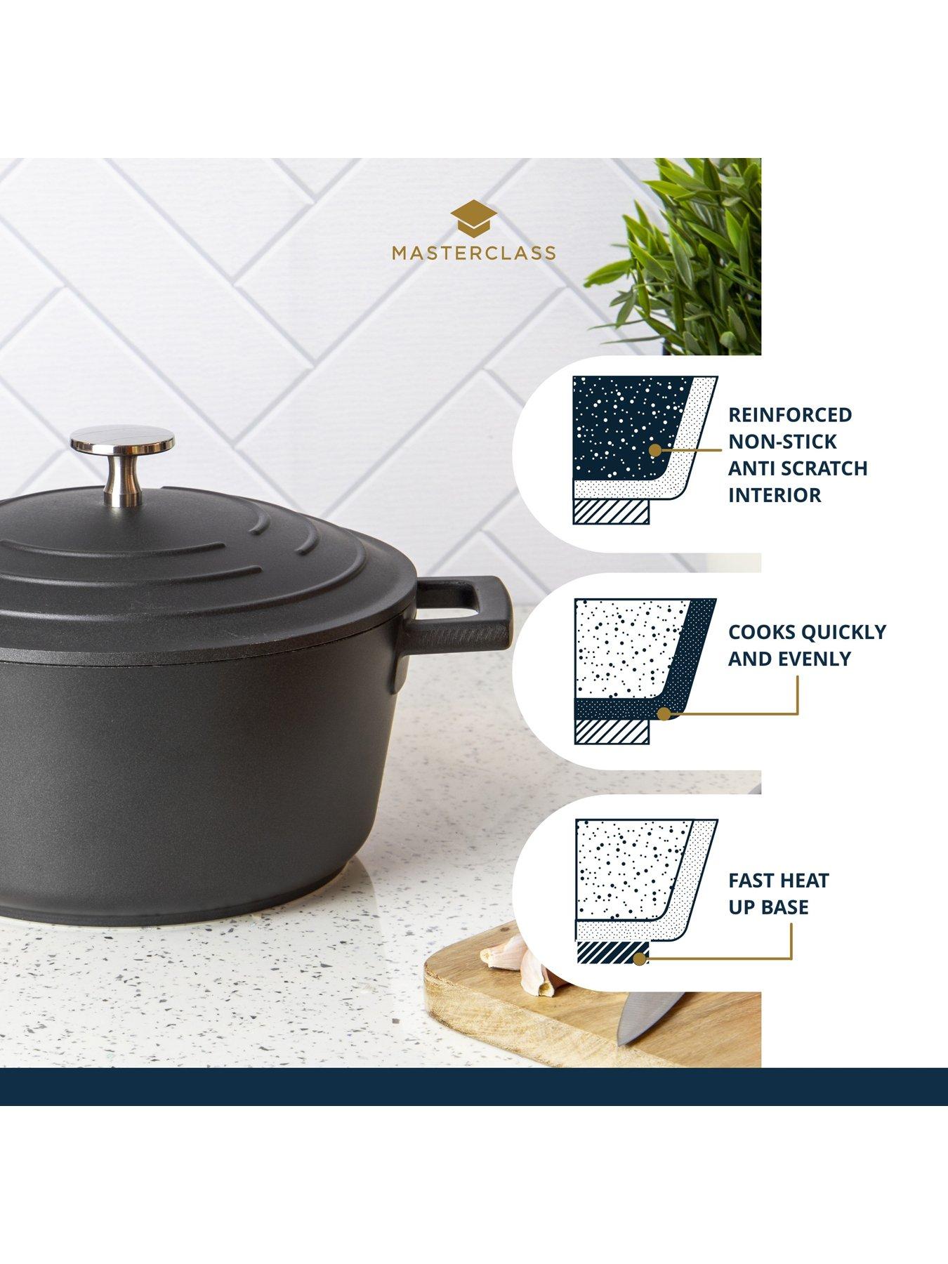 MasterClass Cast Aluminium 2.5-Litre Casserole Dish | Littlewoods