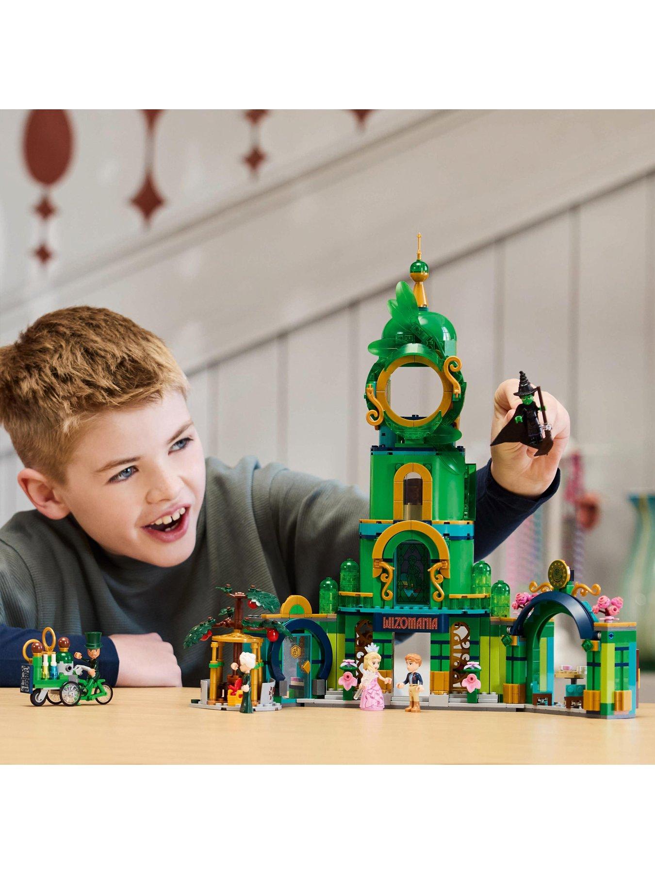 LEGO Wicked Welcome to Emerald City Movie Set 75684 | Littlewoods
