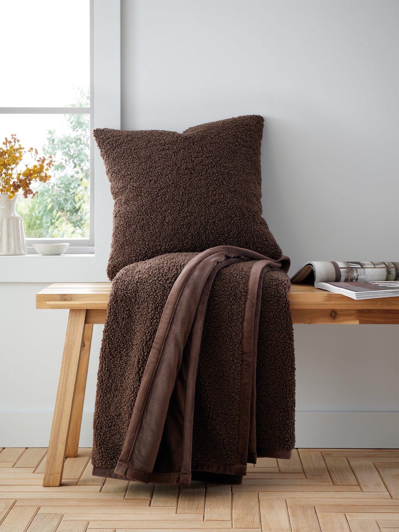 Catherine Lansfield So Soft Velvet Boucle Throw | Littlewoods