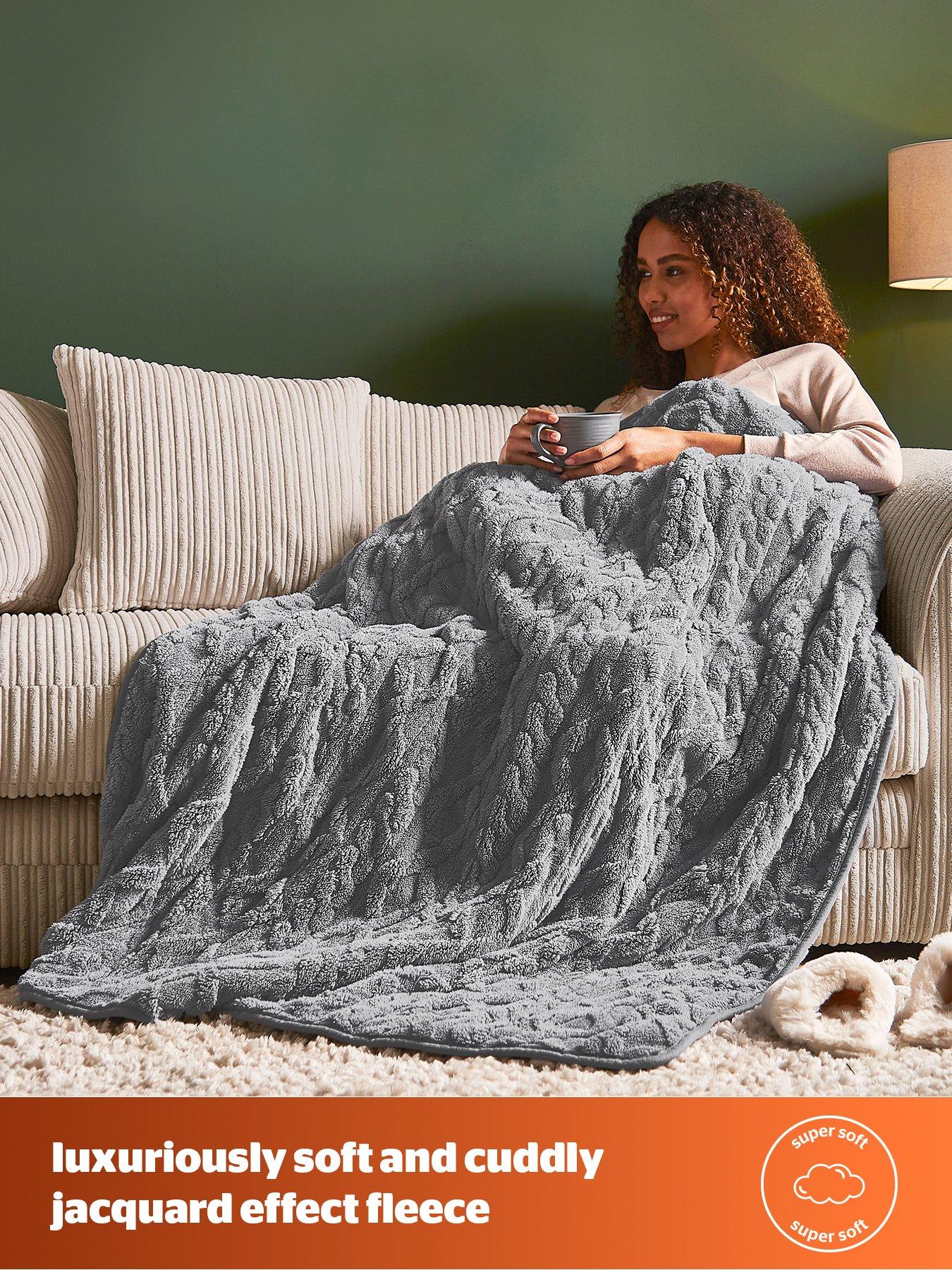 Silentnight Luxury Super Cosy Heated Throw - Charcoal | Littlewoods