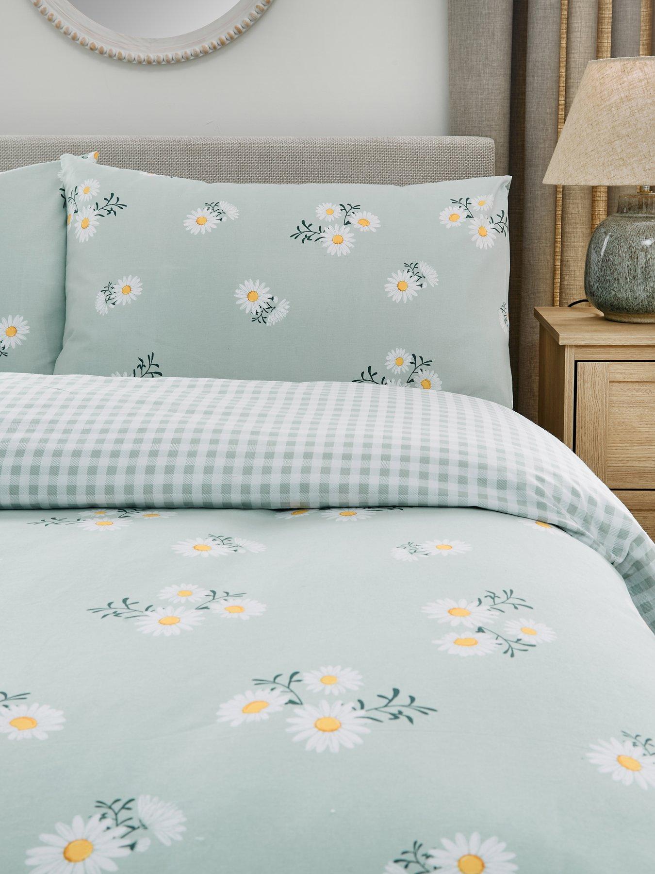 Very Home Spring Daisy Duvet Cover Set | Littlewoods