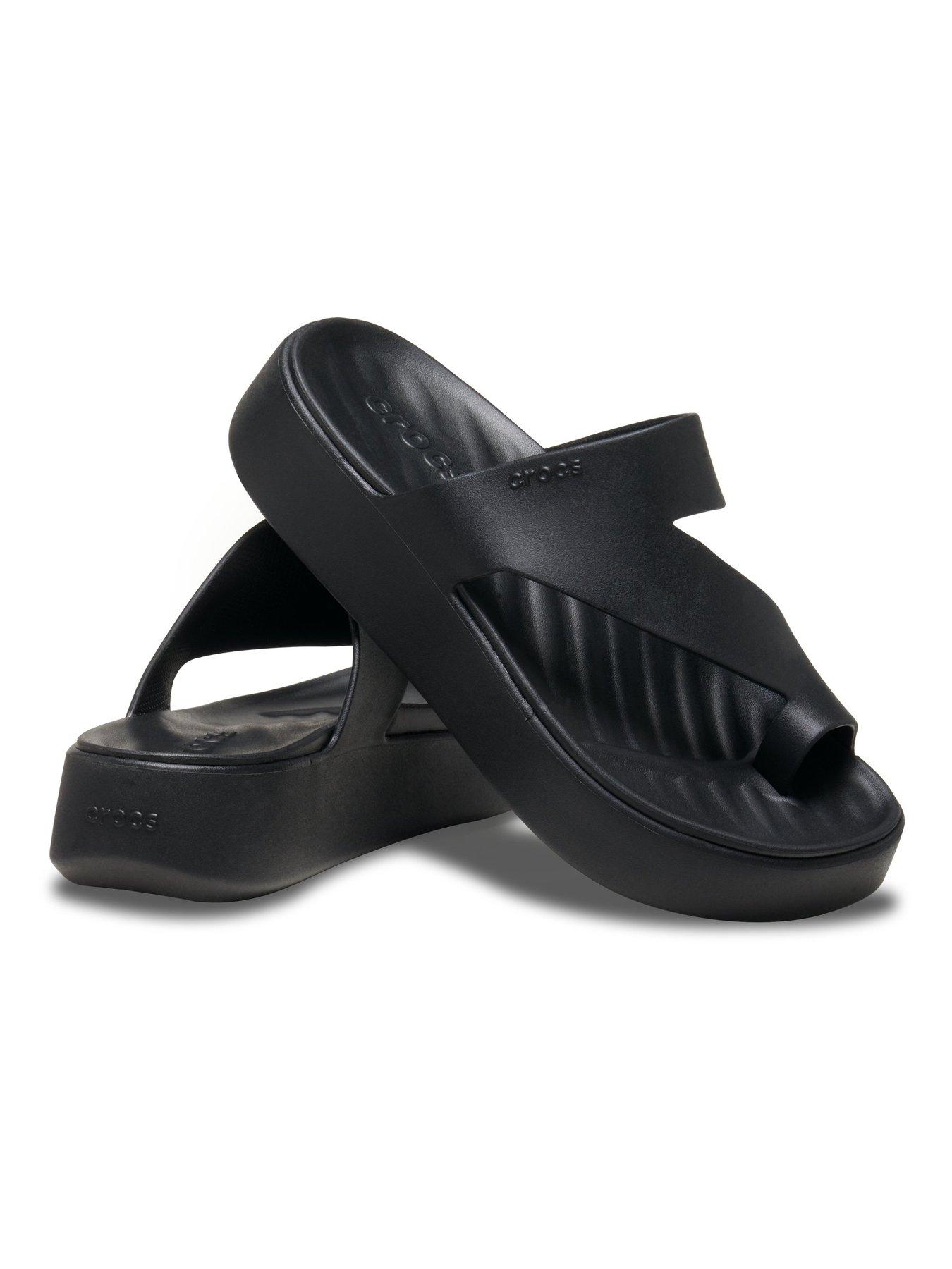 Crocs Getaway Platform Toe Loop Sandal - Black | Littlewoods