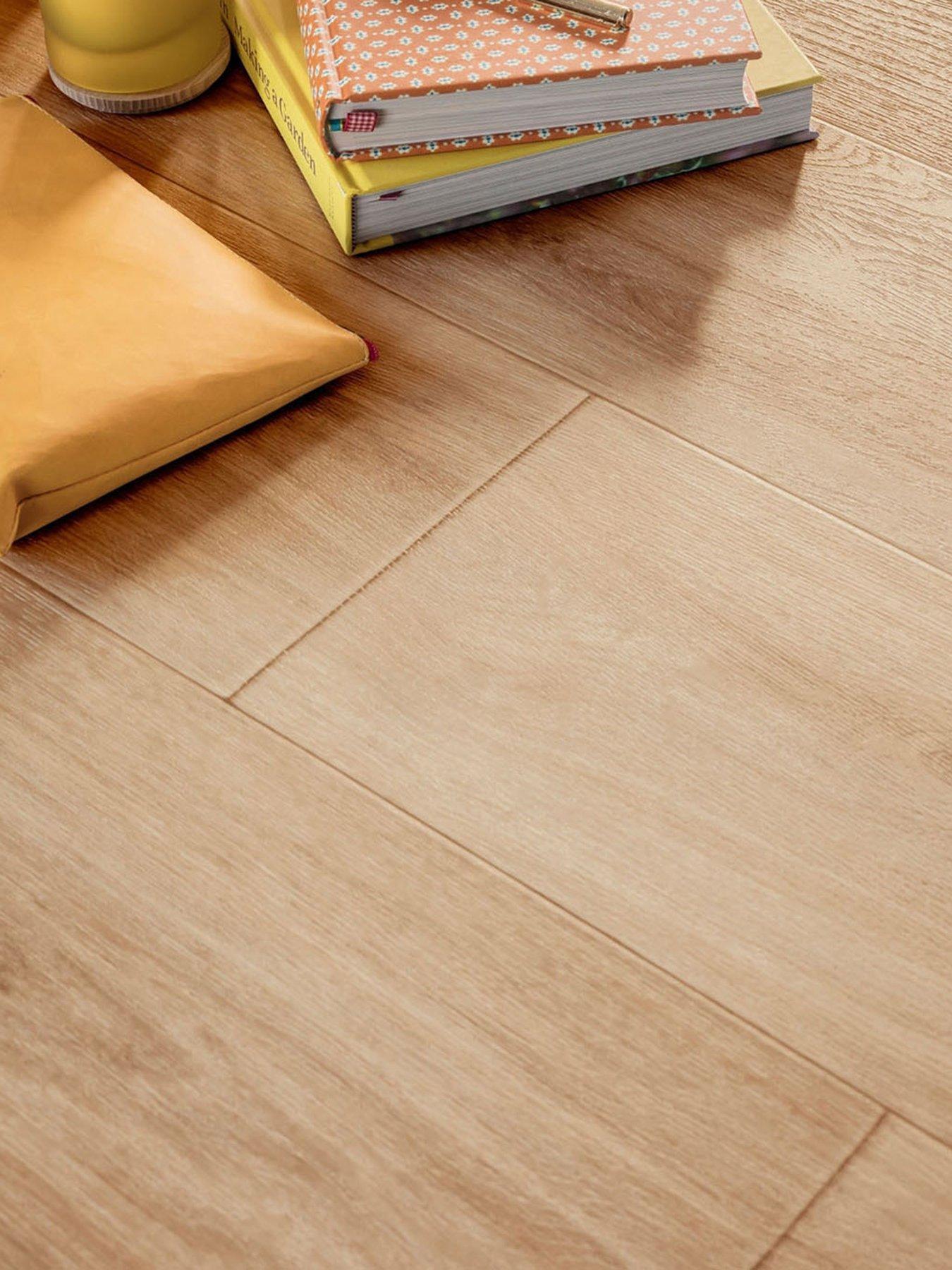 Homemaker Oak Look Pre-Cut Vinyl Flooring – 3 x 2 metres | Littlewoods