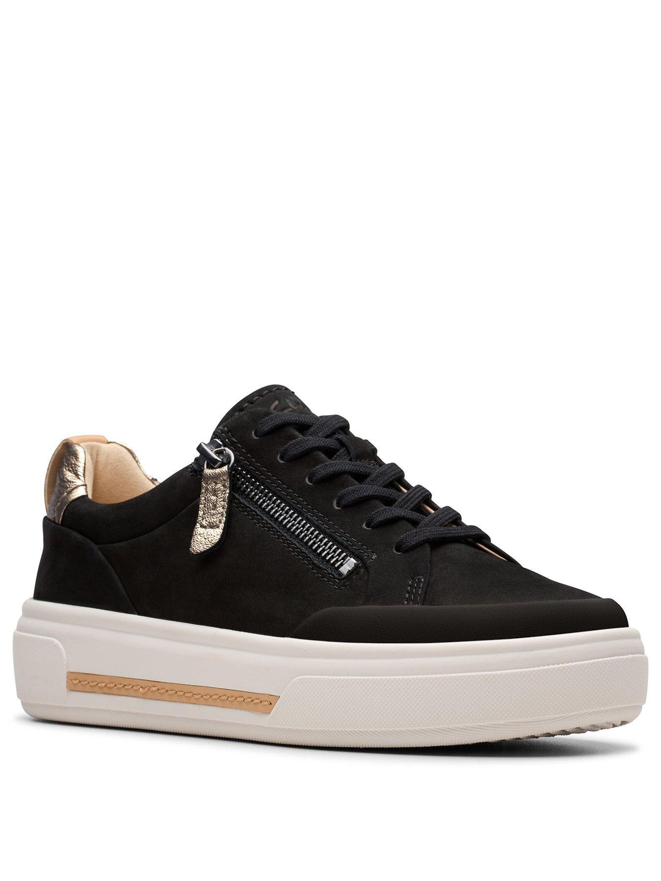 Clarks Hollyhock Zip Trainer - Black | Littlewoods