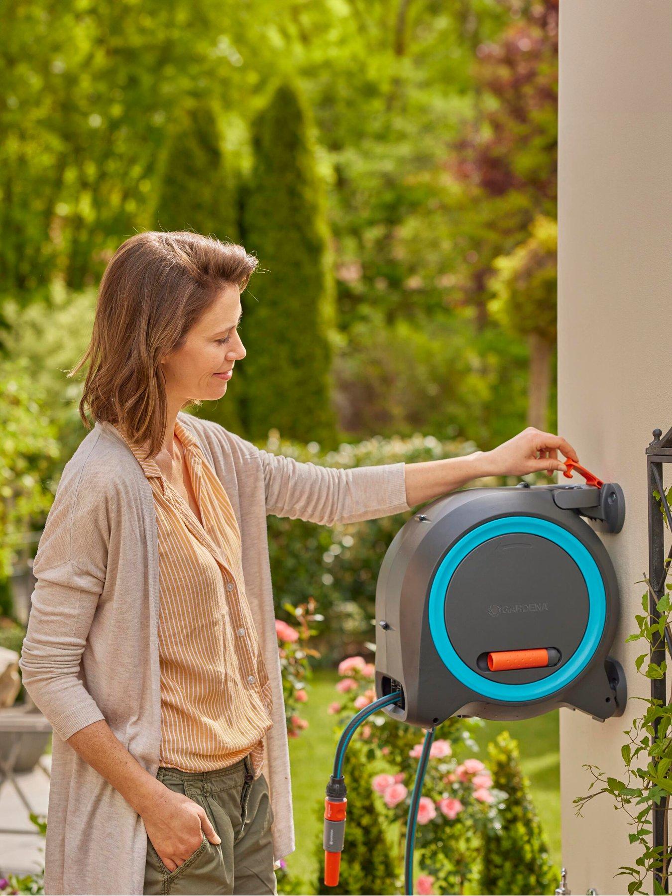 Gardena Dual Hose Box M/L - 25m Hose for Medium to Large Gardens ...