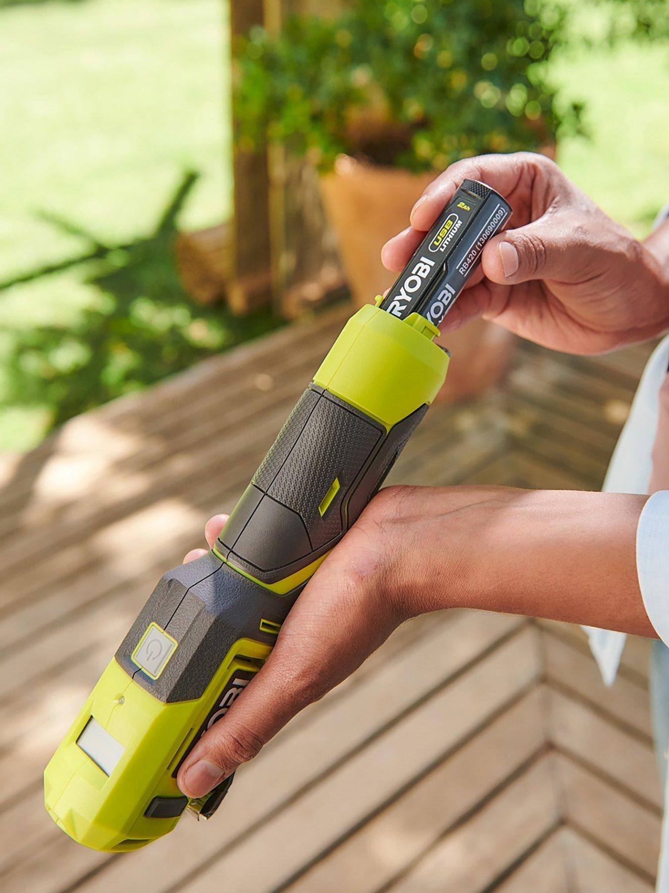 RYOBI RI4-120G 4V Cordless USB Lithium High Pressure Inflator (1 x 4V 2 ...