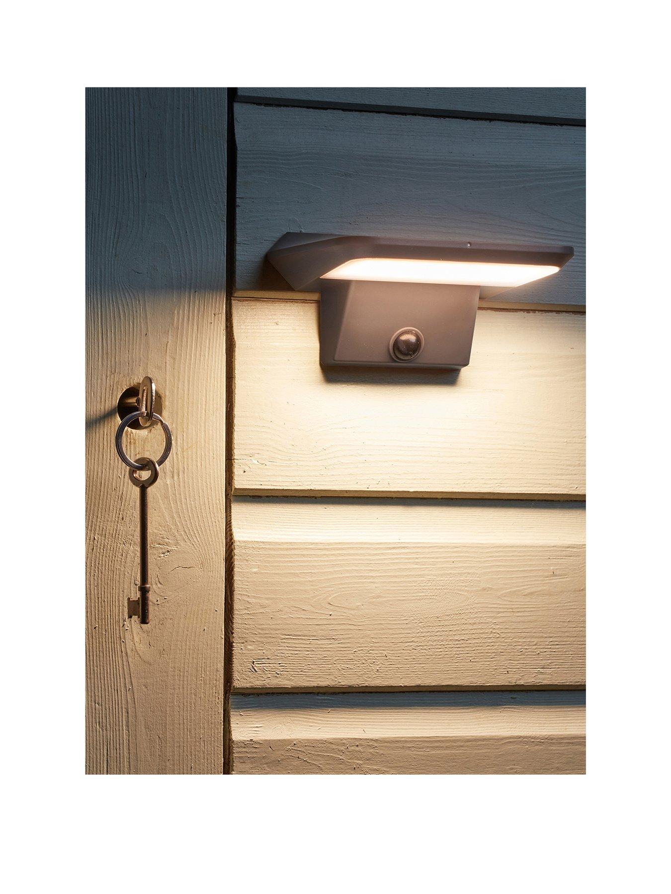 Smart Solar PIR Sentry Wall Light | Littlewoods