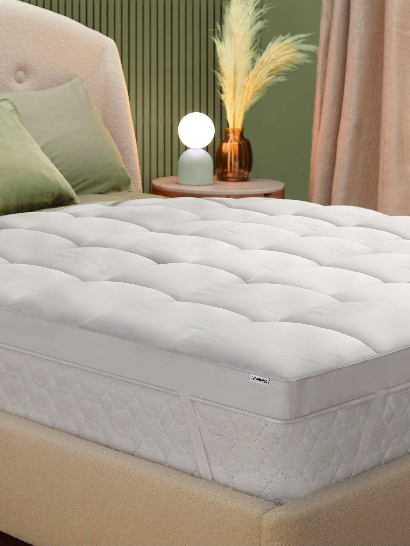Silentnight Anti Allergy Ultimate Extra Deep Mattress Topper | Littlewoods