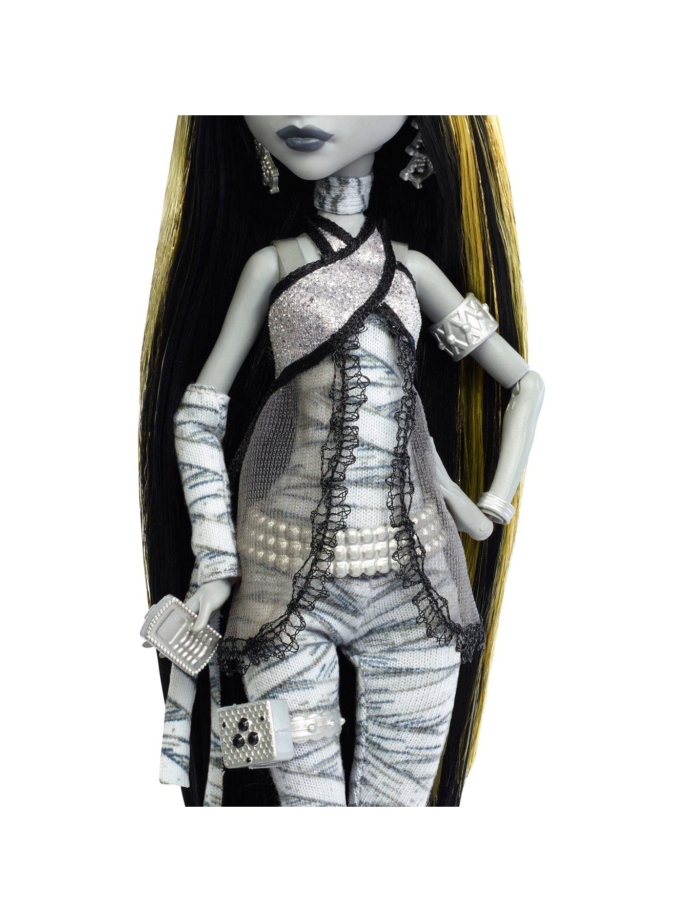 Monster High Monster High Doll Reel Drama Cleo De Nile | Littlewoods