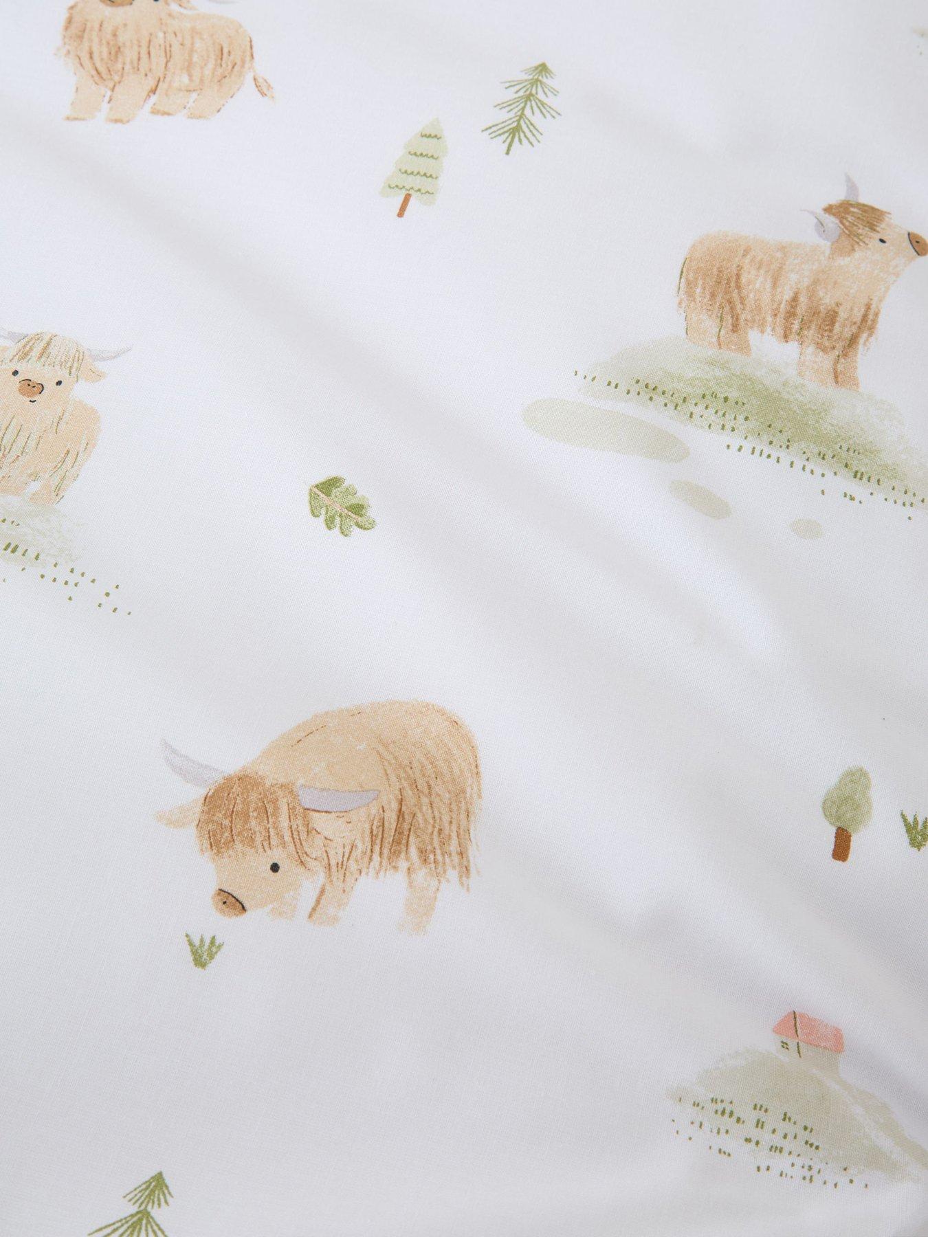 Bianca Mini Moo Cow 100% Cotton Fitted Sheet - White | Littlewoods