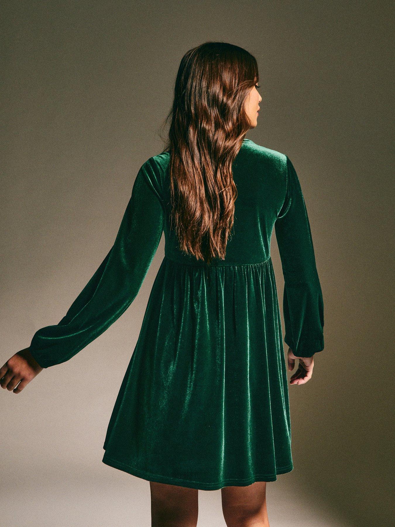 New Look Dark Green Velvet Smock Mini Dress | Littlewoods