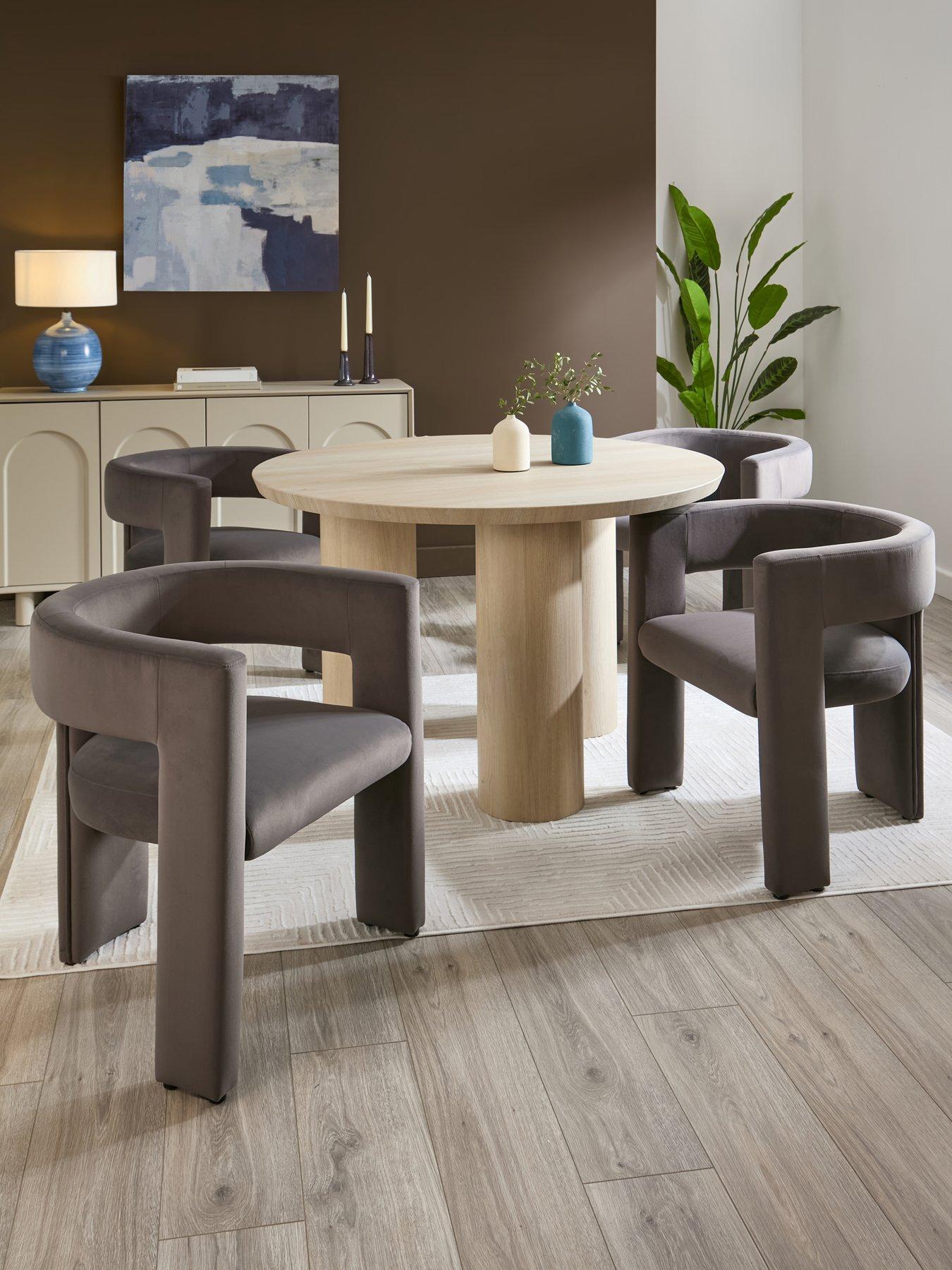 The Very Collection Arley 120 cm Round Dining Table + 4 Nell Dining ...