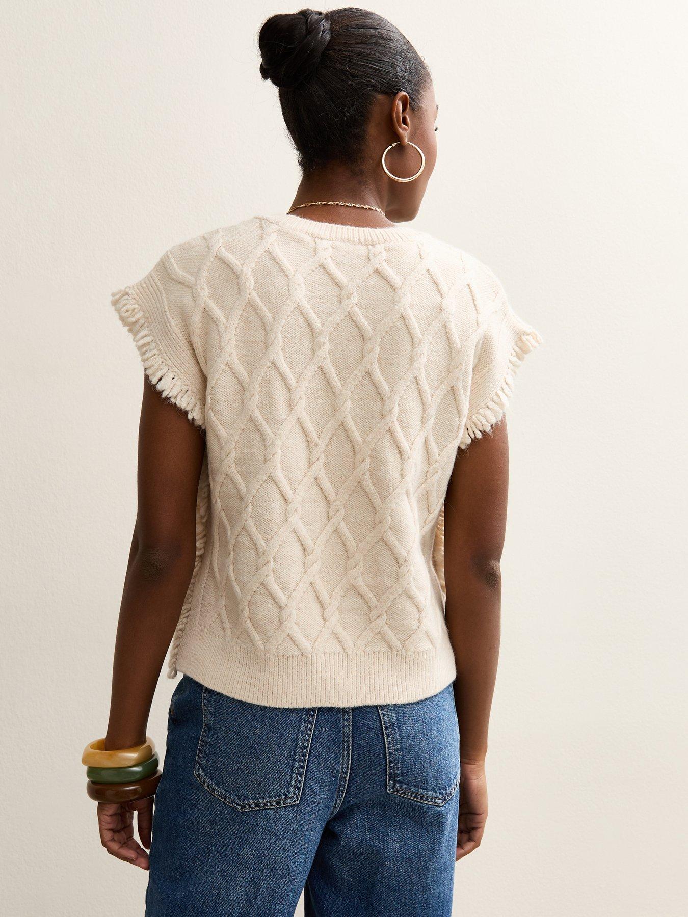 New Look Cable Knit Sleeveless Jumper - Cream | Littlewoods