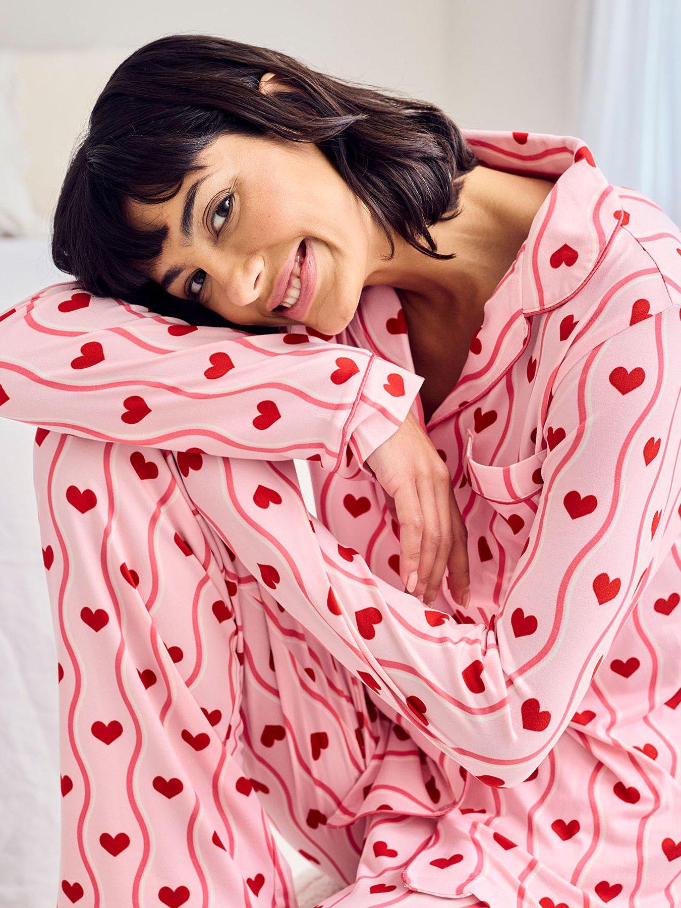 CHELSEA PEERS Wavy Stripe Heart Print Long Pyjama Set - Pink | Littlewoods