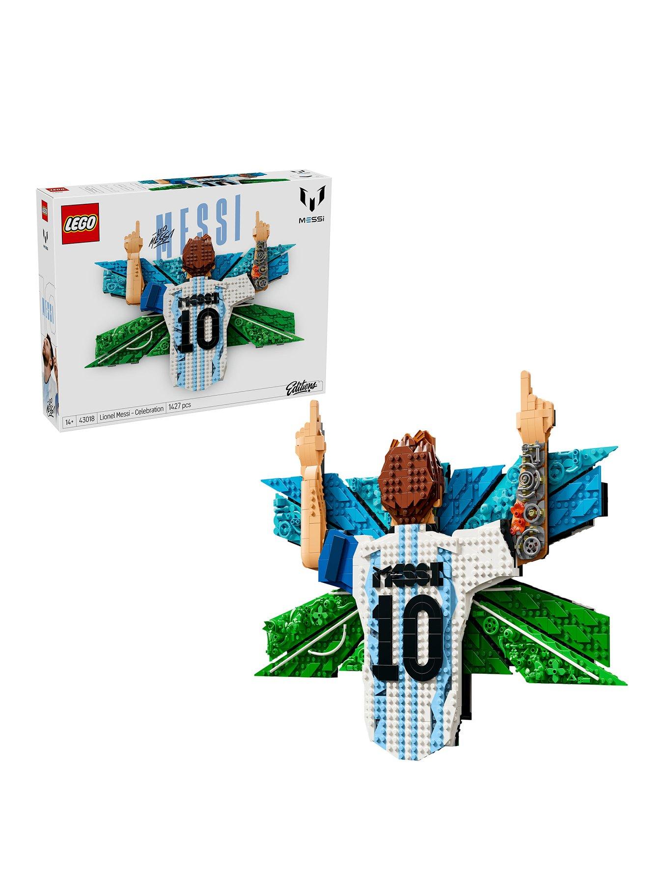 LEGO Editions Lionel Messi – Celebration Building Set 43018 | Littlewoods